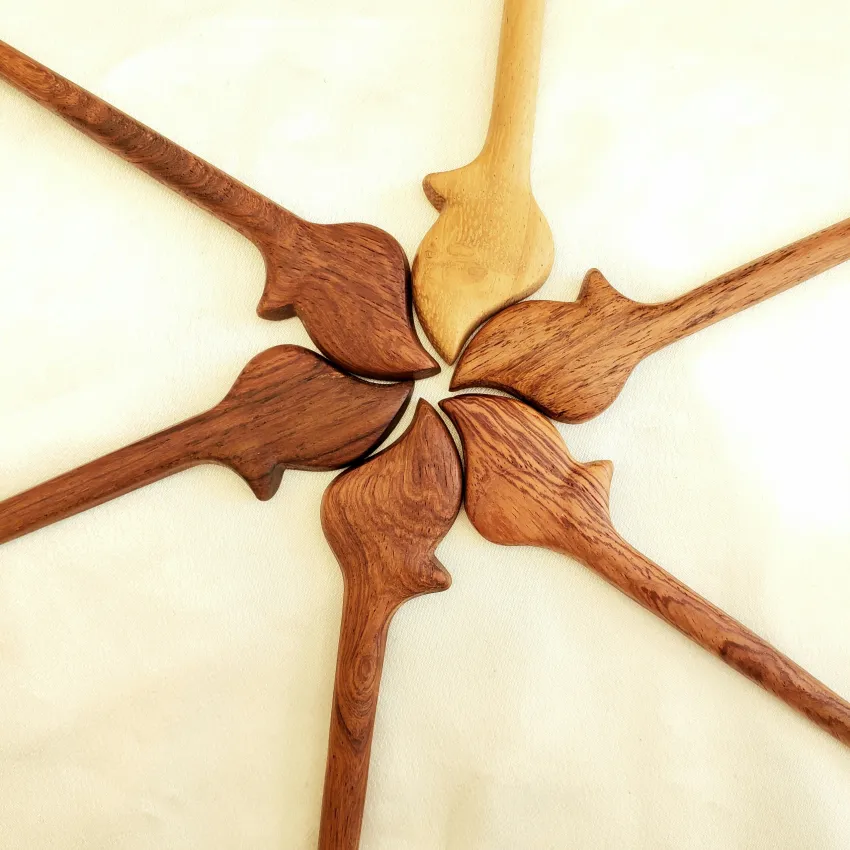 Leaf Wooden Hair Stick - BHK Việt Nam | CHUS