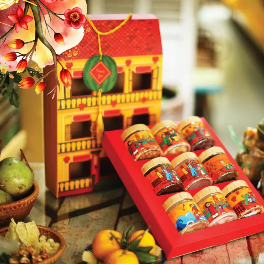 Vietnamese Traditional Tet House Gift Box - 9 Treats, 3D Design